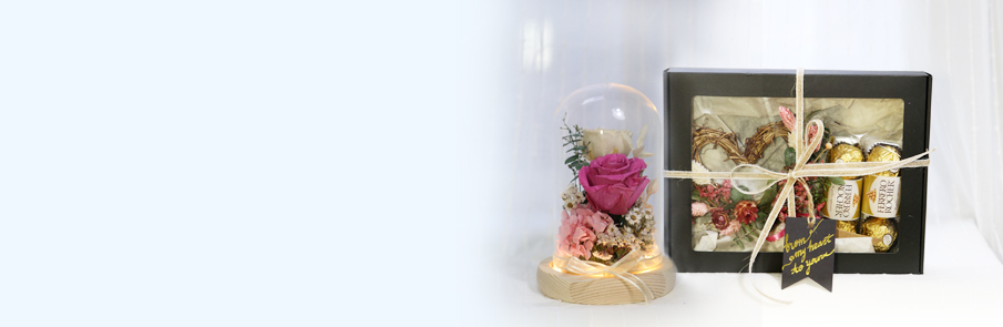 Handmade Flower Gifts | LED Flower Glass Domes | Fioreatelier